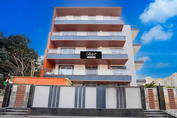 Collection O Sector 93 Noida Expressway - Noida