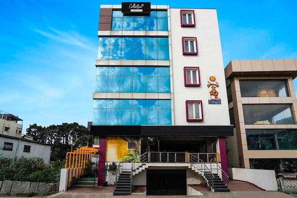 Collection O Hbr Layout - Bangalore