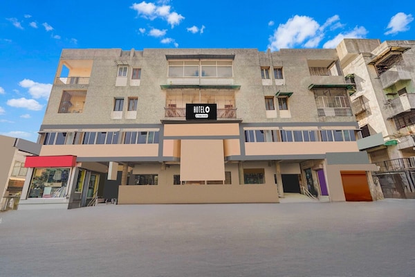 Hotel O Maninagar East - Ahmedabad