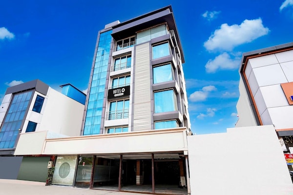 Hotel O Airport Road - 阿默達巴德