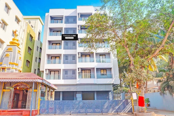Townhouse Oak Amanora Mall - プネー