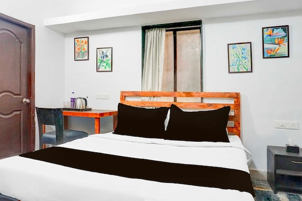 Hotel O Baner Near Mumbai Pune Highway - Pune
