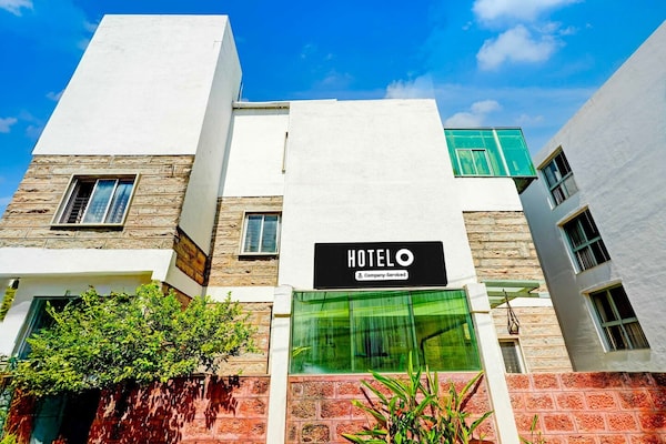 Hotel O Rajkumar Road - Mysore