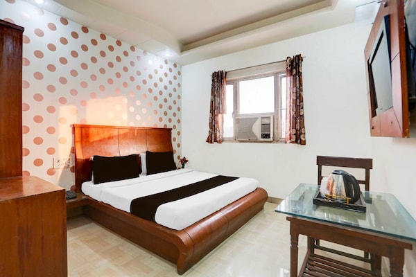 Collection O Central Delhi Formerly Le Alfanso @ 3 Minutes Walk From Ndls Railway Station - Delhi