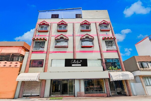 Collection O Serampore Railway Station - Kolkata (Calcutta)