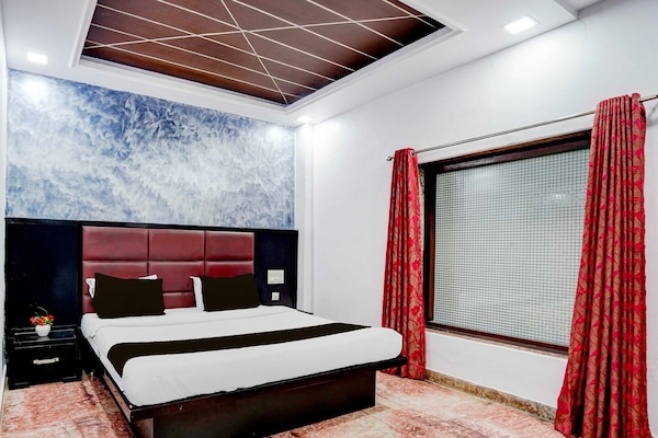 Collection O Jaipur Railway Station Road Hotel Rawat - Jaipur