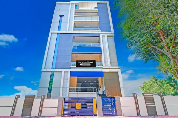 Townhouse Oak Dwarakanagar Port Stadium - Visakhapatnam