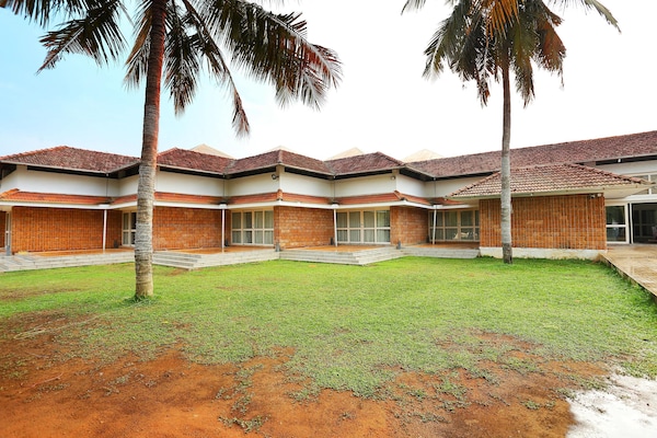 Super Townhouse Island Inn - Kochi