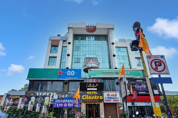 Collection O Viman Nagar Downtown Formerly Hotel Cilantro - Pune