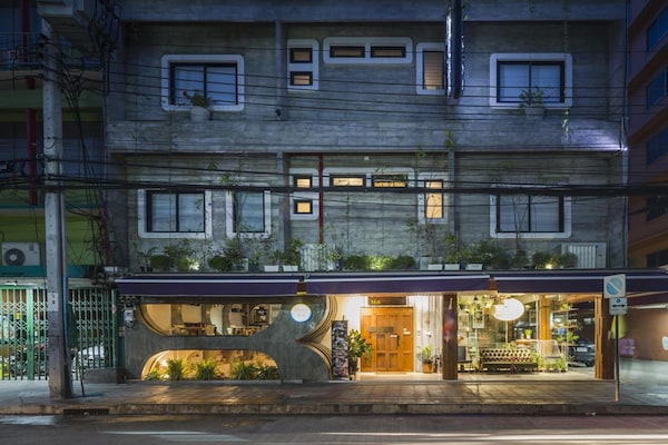 Elegant Deluxe Double  Perfect For Two - Bangkok