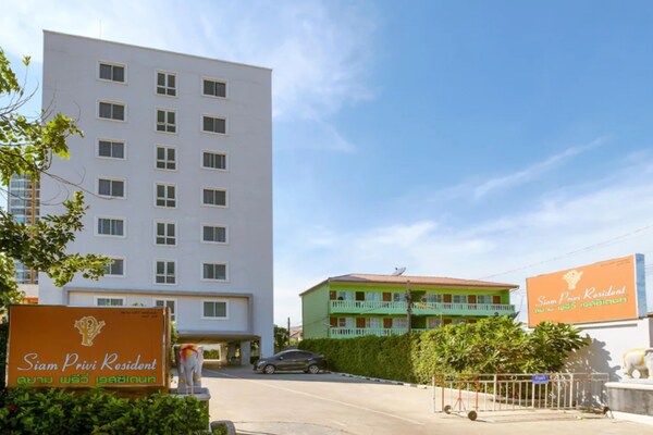 Superior Double Getaway Free Parking & Perks - Bangkok