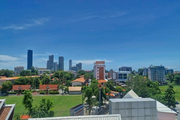 Executive Comfort  Free Pool Access & Parking - Pattaya