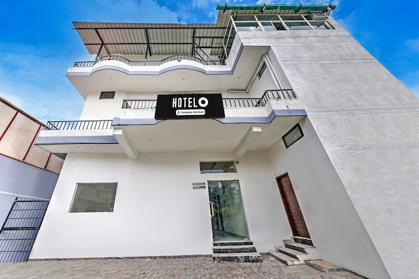 Hotel O Clock Tower Dehradun Formerly Dooncity Suites - Dehradun