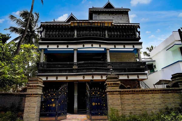 Hotel O Kazhakuttam Railway Station Formerly Graceful Stay - 뜨리웬드럼