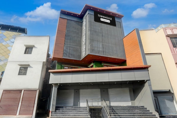 Townhouse Vishwanath Temple Varanasi - Varanasi