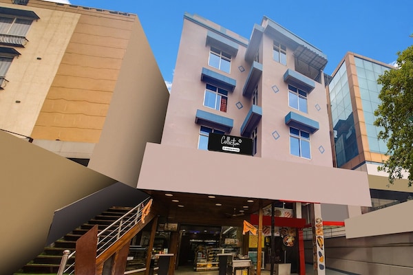 Super Collection O Six Mile Guwahati Formerly Hotel Gangotri - Meghalaya