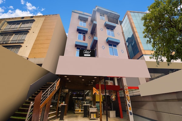 Super Collection O Six Mile Guwahati Formerly Hotel Gangotri - Meghalaya