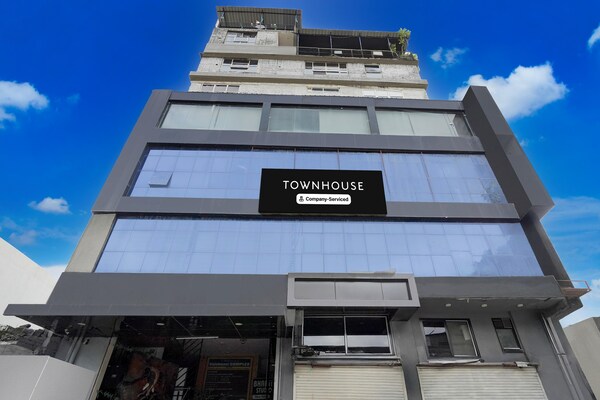 Townhouse City Mall Kota Formerly Hotel High Society - Kota