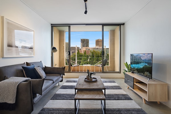 Central 1-bedroom Apartment With City Views - Sidney, Avustralya