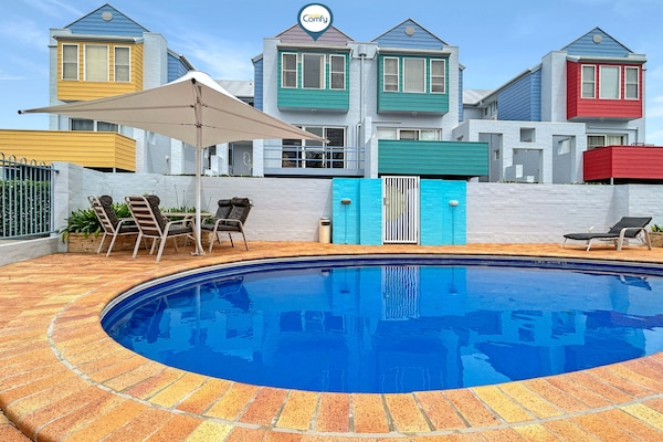 3-bed With Alfresco Dining & Pool In Batemans Bay - New South Wales