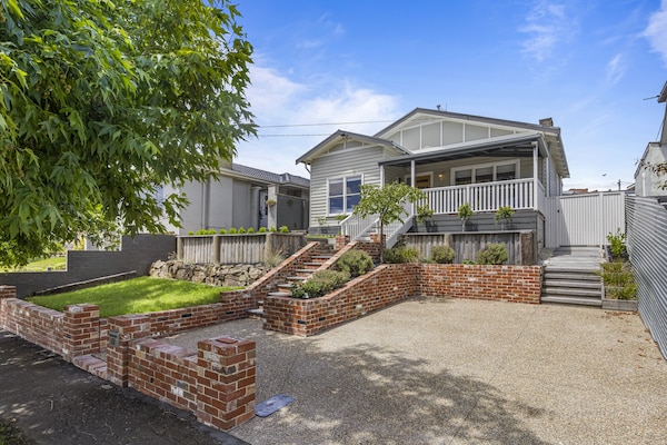 Lovely 3-bed With Alfresco Dining In Prime Suburb - Ballarat