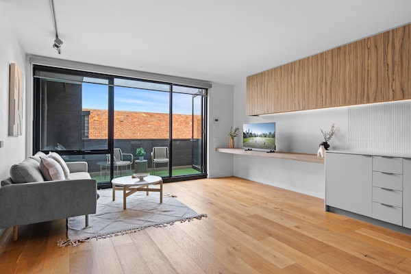 Lovely 1-bed With Balcony In St Kilda's Heart - Melbourne