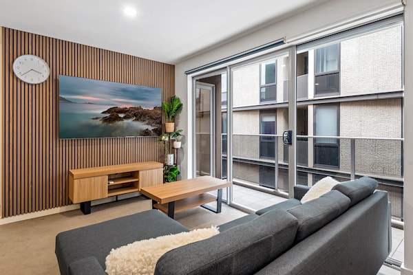 Cosy 1-bed With Balcony In Trendy St Kilda - St Kilda