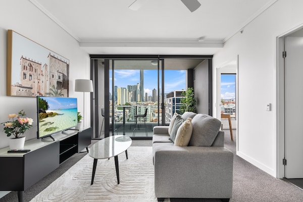 Chic 1 Bed Inner-city Retreat With Pool And Views - Brisbane