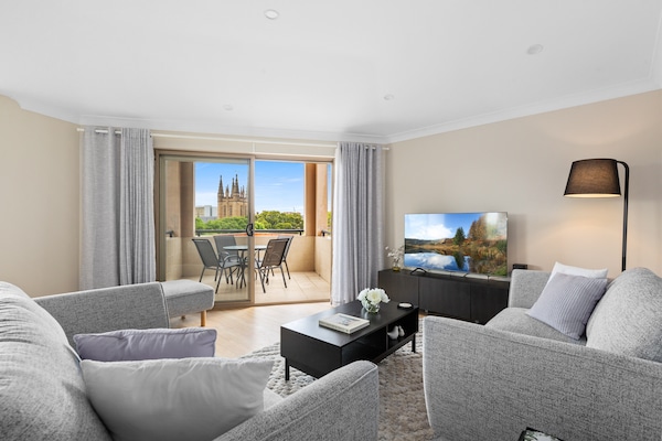 Stylish 2-bed Camperdown Apartment With Balcony - Camperdown