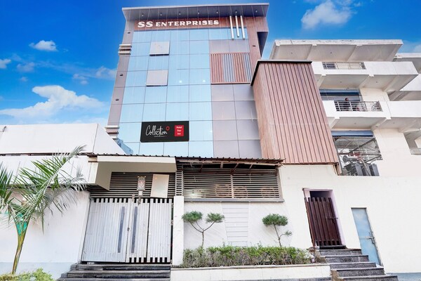Collection O Hotel Star Inn - Ghaziabad