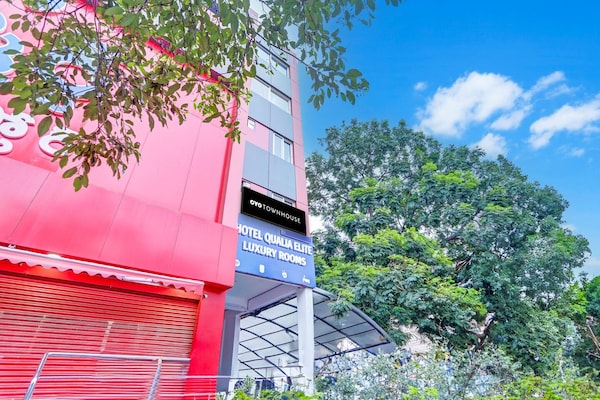 Super Townhouse Qualia Elite S R Nagar - Hyderabad