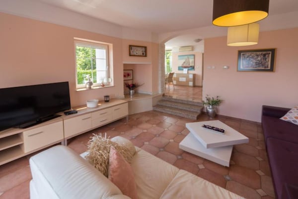 Apartments Melanie - Oprić Hills Three Bedroom Apartment With Balcony And Sea View (A) - Lovran