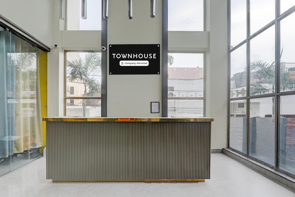 Collection O B.r. Ambedkar Park Taramandal Formerly Shree Krishna Inn - Gorakhpur