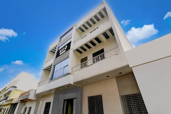 Hotel O Sai Teerth Theme Park Formerly Sai Dhanlaxmi - Shirdi