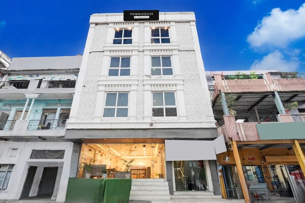 Townhouse Kali Ghat Prayagraj Formerly Ramesh Palace - Prayagraj