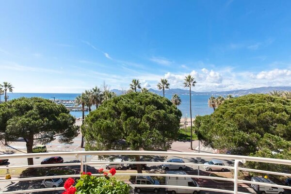 Résidence Vue Mer 95m2 Grande Terrasse Cannes Croisette. - Palm Beach Cannes