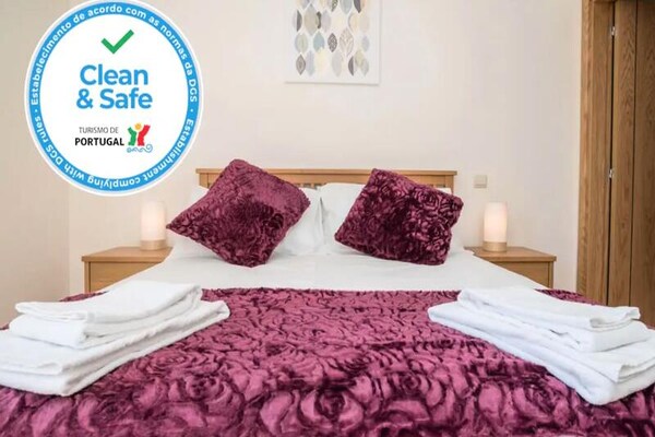 Central Modern 2-bed Apartment Arma&ccedil;&atilde;o De Pera - Armação de Pêra