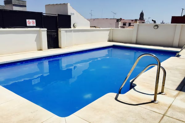 Ct 377 - Faro's Malaga Citycenter - Refino Apartment - Rooftop Pool - Málaga