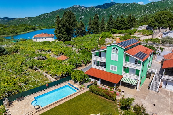 Villa Green Paradise - Ploče