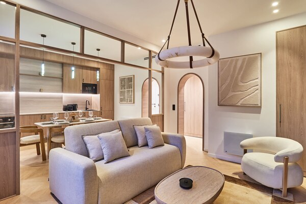 Saint Michel 78 - Gare Montparnasse - Paris