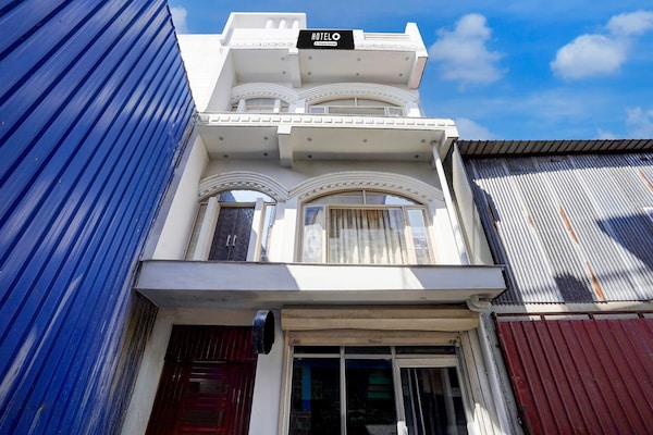 Hotel O Dehradun Railway Station Formerly Vista Express Homestay - Dehradun