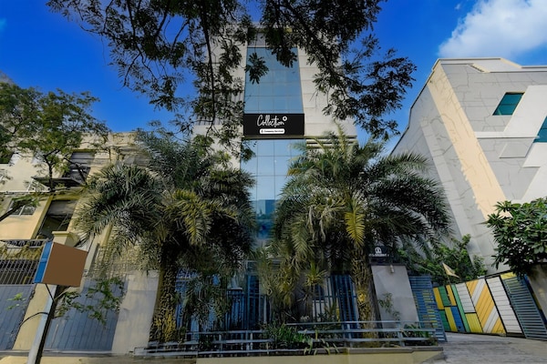 Collection O Erragadda Metro Station Hyderabad - Hyderabad