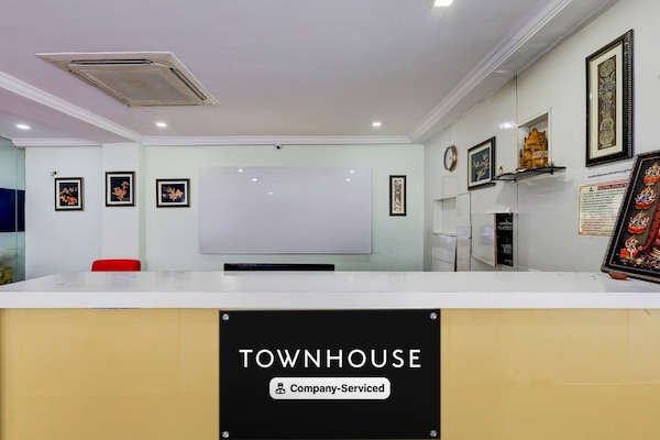 Townhouse Benz Circle Mg Road - Vijayawada