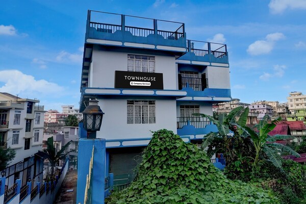 Townhouse Howell Crossway Shillong Formerly Laban Guest House - 실롱