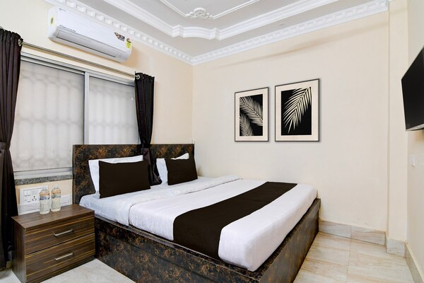 Hotel O Chinar Park Kolkata Formerly Zapper Inn - Kolkata