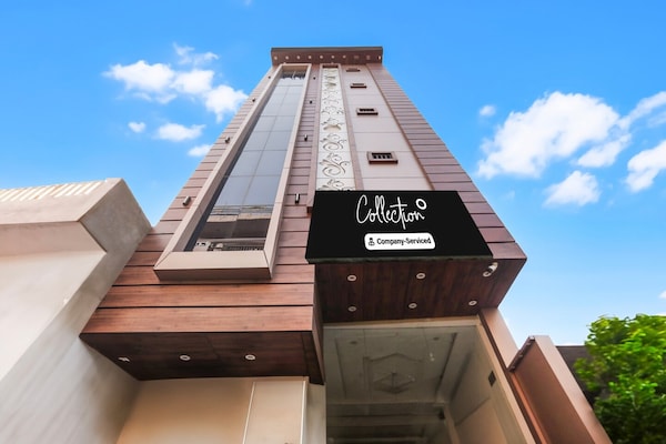 Collection O Banaras Railway Station Formerly Hotel Ganpati Palace - Varanasi