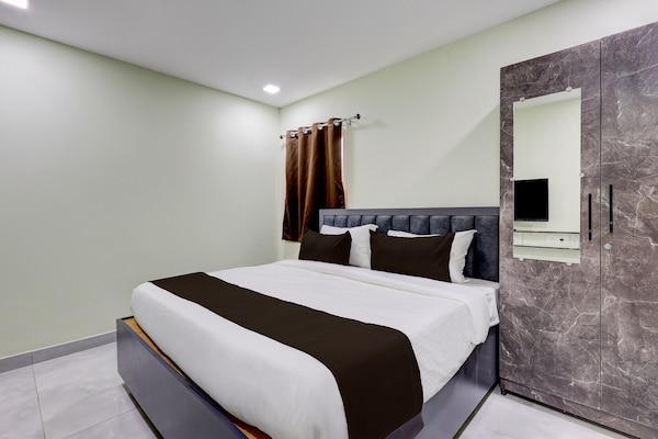 Hotel O Krishna Riverview Vijayawada Formerly Sikara - Vijayawada