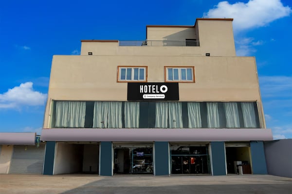 Hotel O Ravi Talkies Bypass Formerly Anand Palace - Bhubaneswar