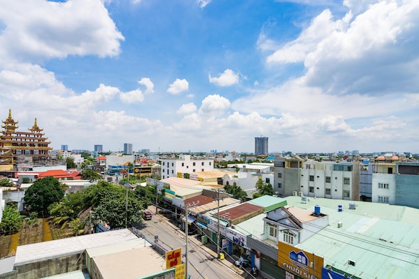 Mau Tim Room For The Whole Family - Ho Chi Minh City
