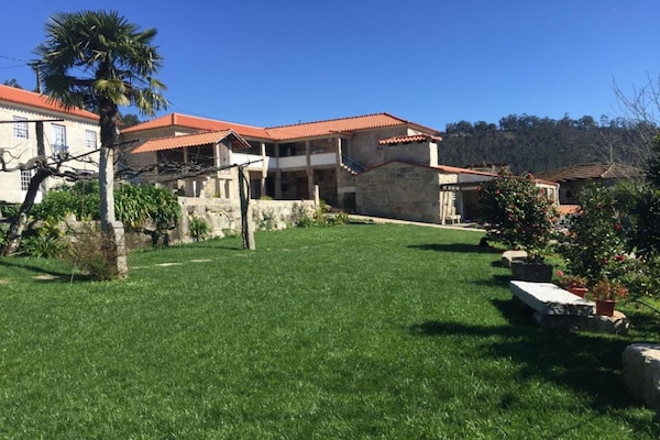 Casa Da Ventozella/double Room - Portugal